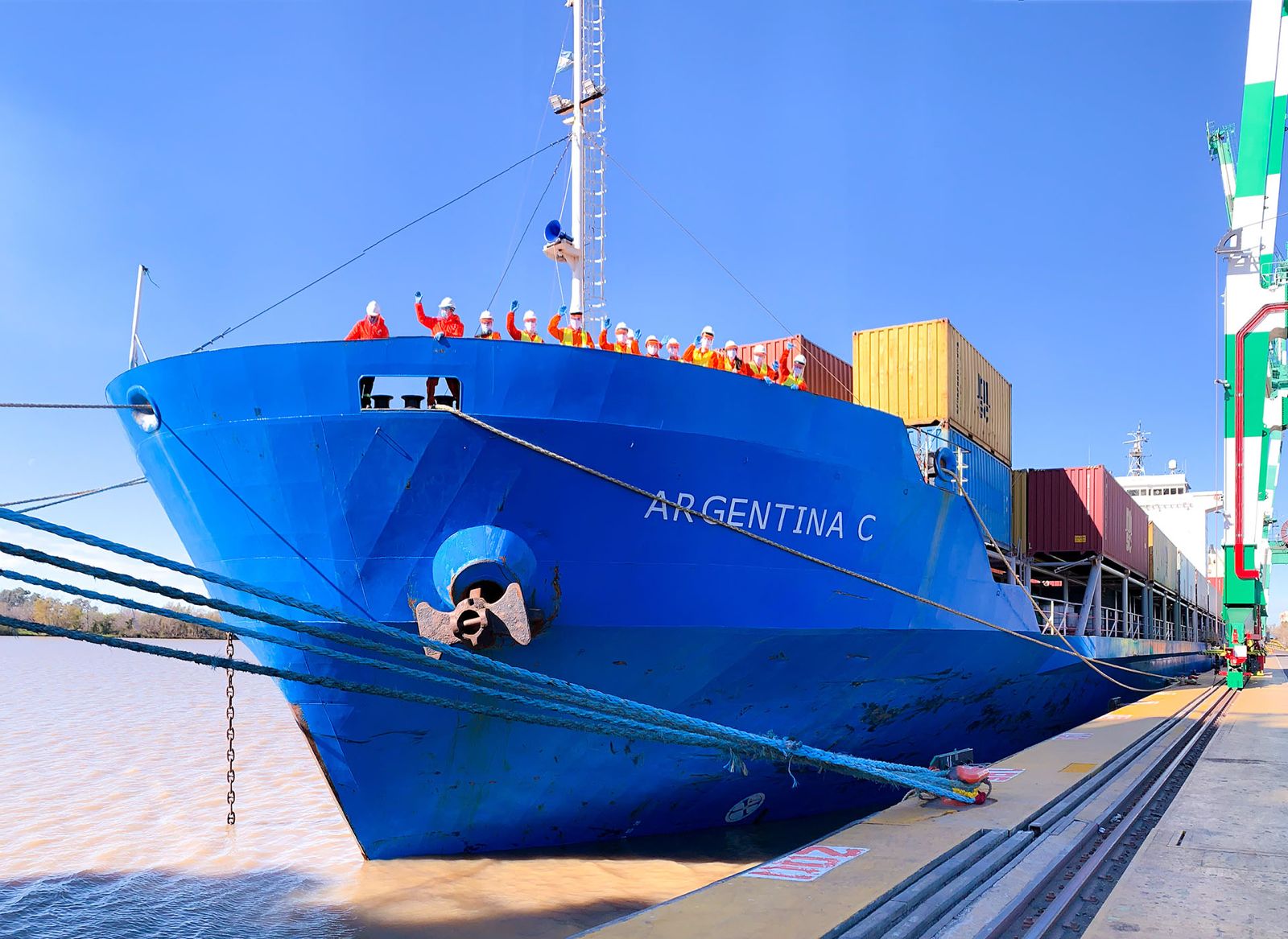 ITF slams Argentina’s Milei decree that guts the merchant marine and ...
