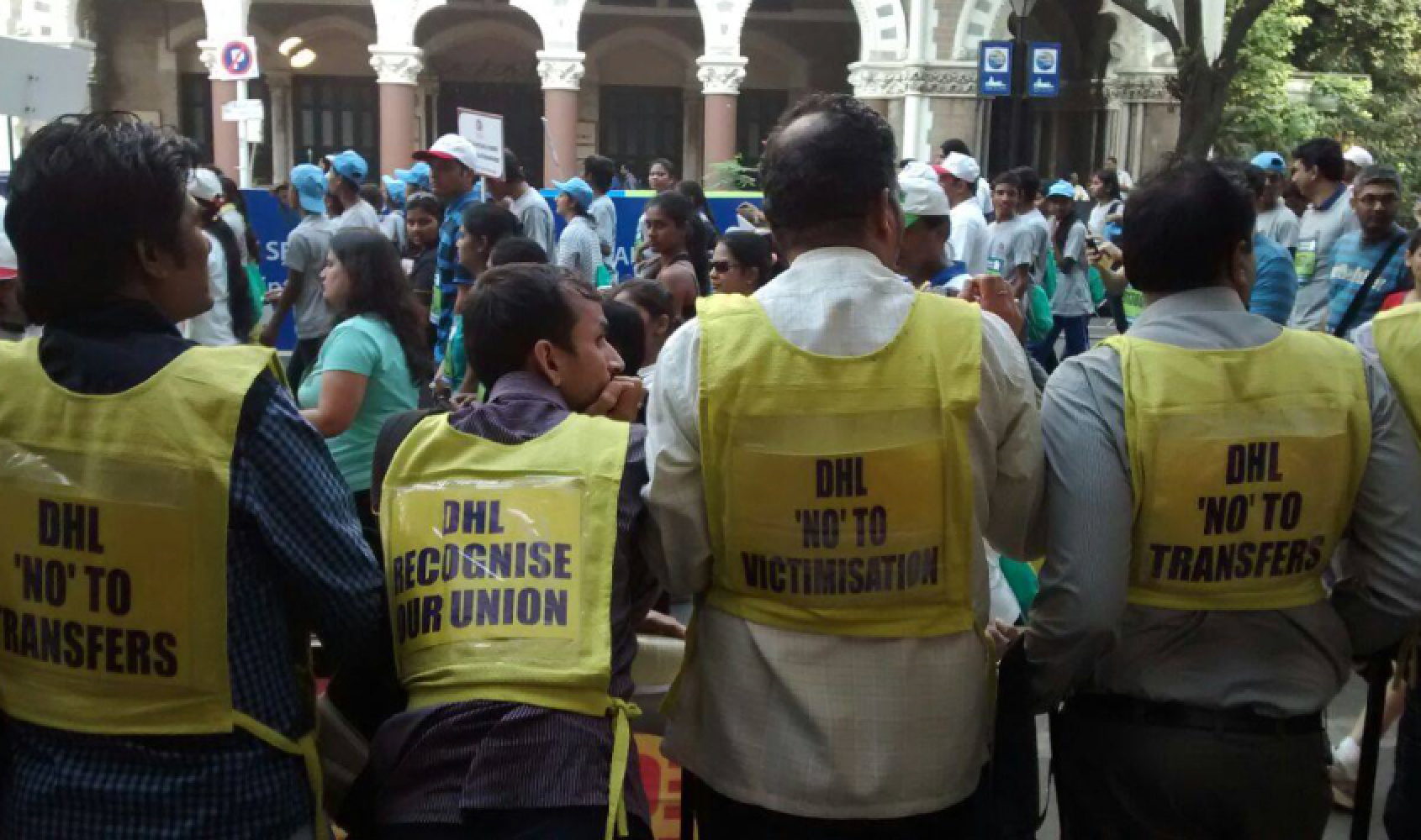 DHL India workers protest at Mumbai Marathon | ITF Global