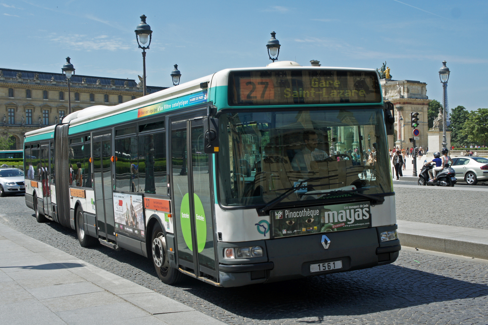 Paris bus workers act to defend public services | ITF Global